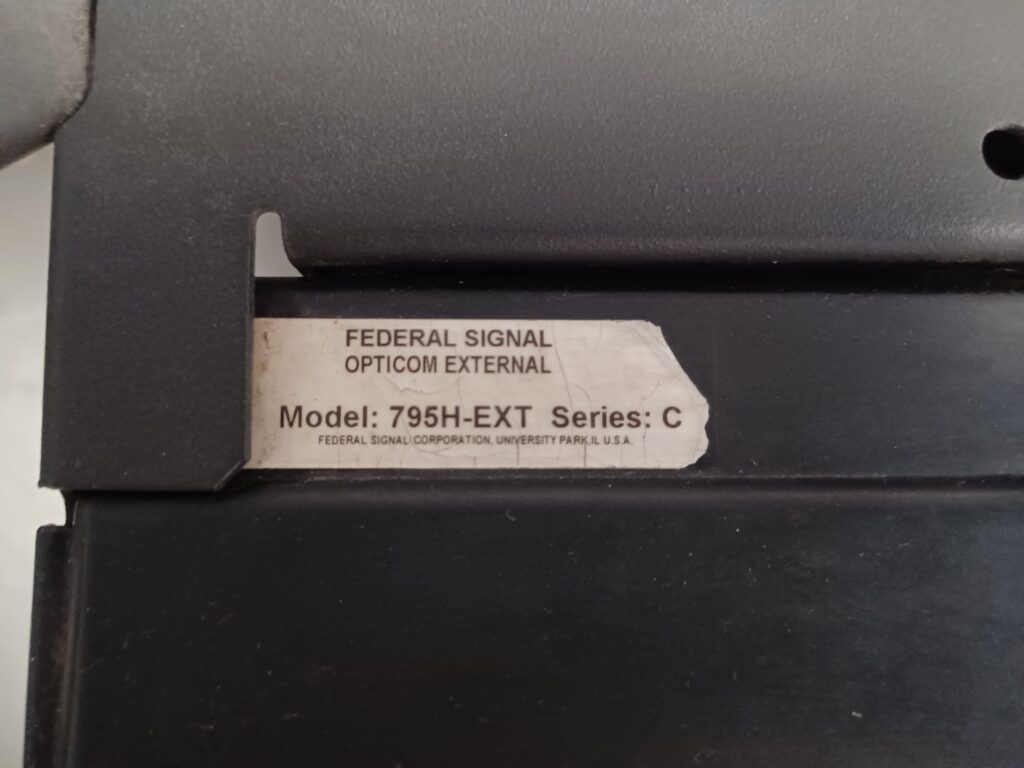 Federal Signal Valor Lightbar (Red/Blue/Amber/Clear) - 911 Shopper